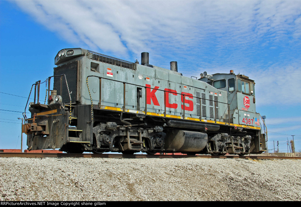 KCS 4367 Roster shot.